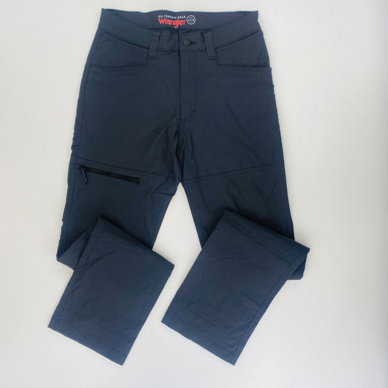 Wrangler Sustainable Zip Pkt - Second Hand Walking trousers - Men's ...